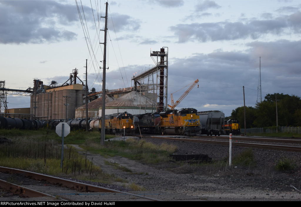 UP Engine 622 UPY 595, UP 8818 and 6233, and IAIS 720, all at ADM/Hull Ave Yard, Des Moines IA